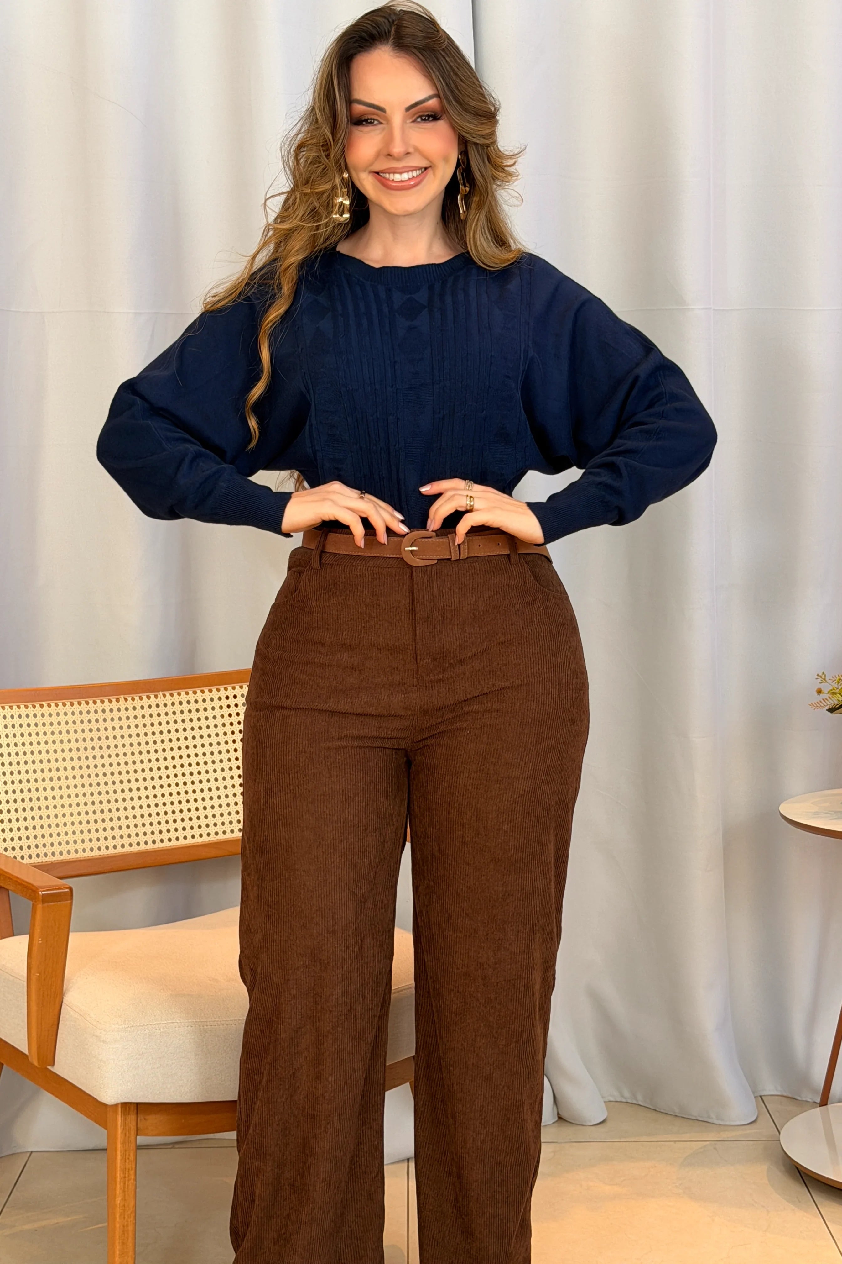 Conjunto: Tricot Manga Longa Ampla em Modal Jessica Azul Marinho + Cal